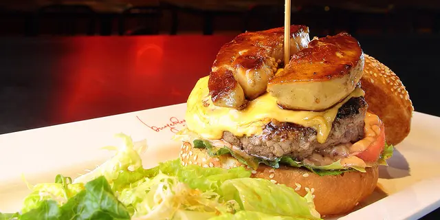 [For 4][Early Bird] Juicy American Burger & Snack Set for 4 [Service ...